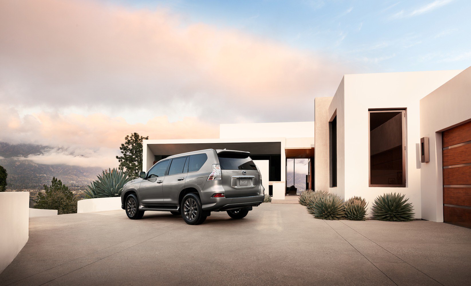 Lexus GX technical specifications and fuel economy